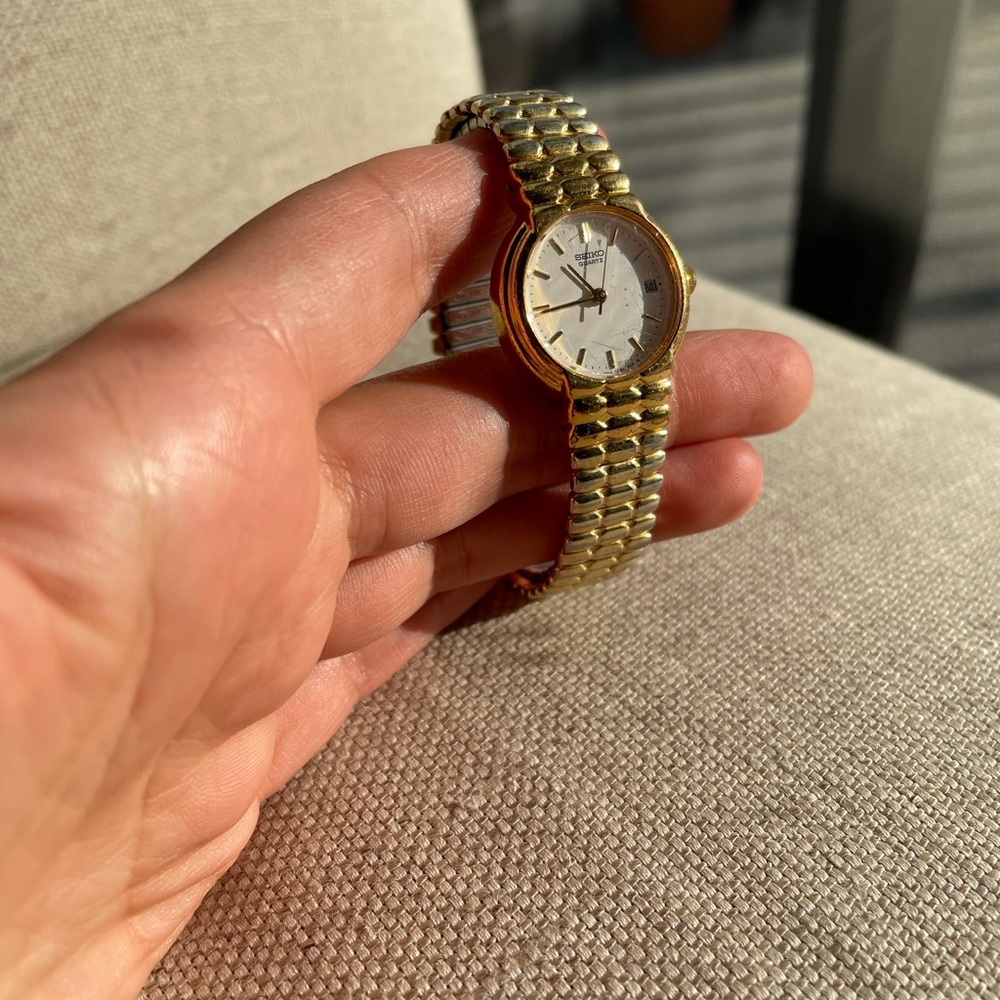 80s Vintage Seiko Gold Plated And White Face Watch - Gem